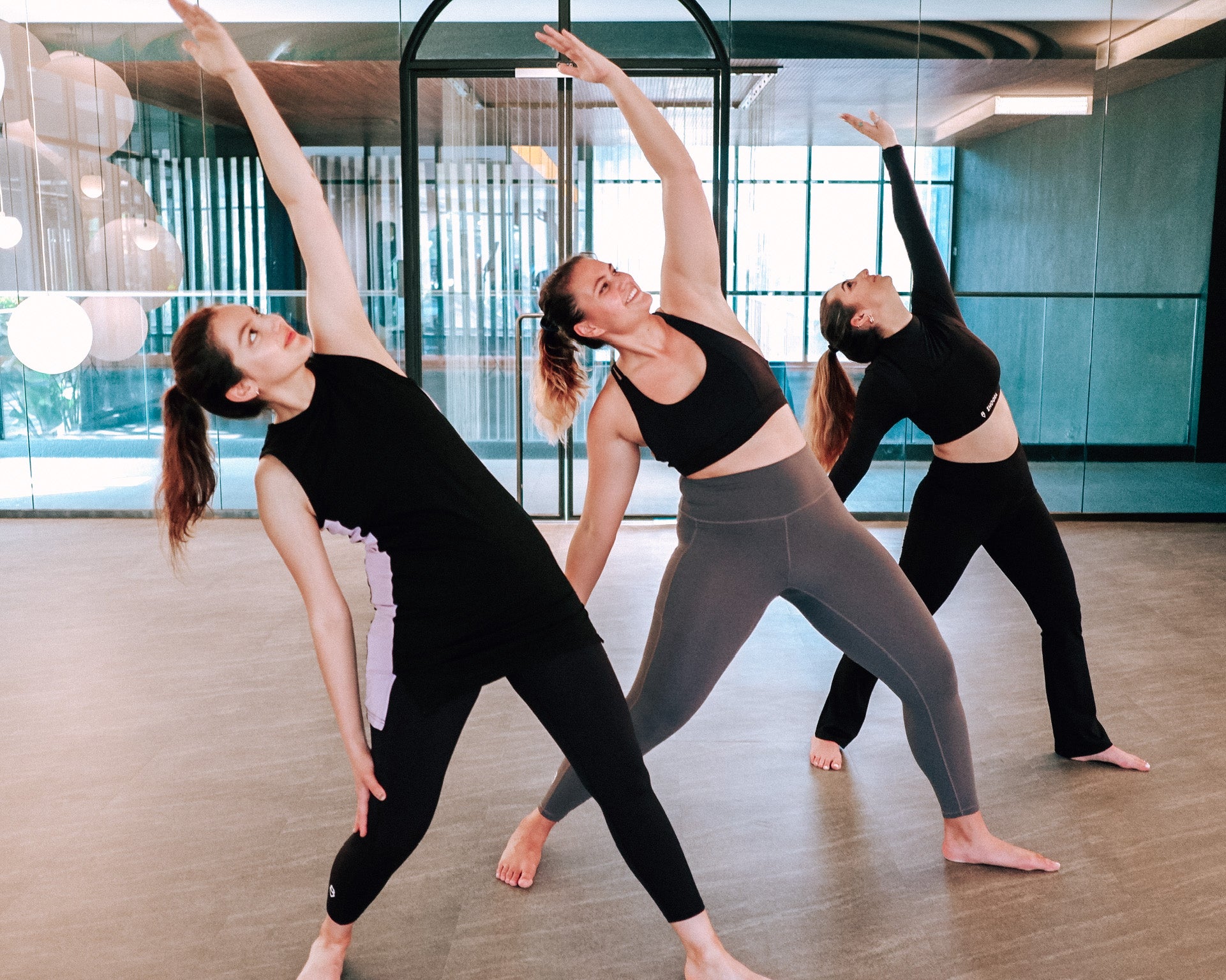 Choosing Activewear with The Right Fabric for Your Workout – Zhoora